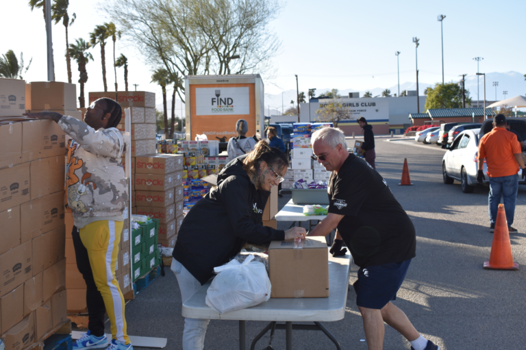 Volunteer FIND Food Bank, Volunteer in Food Distribution